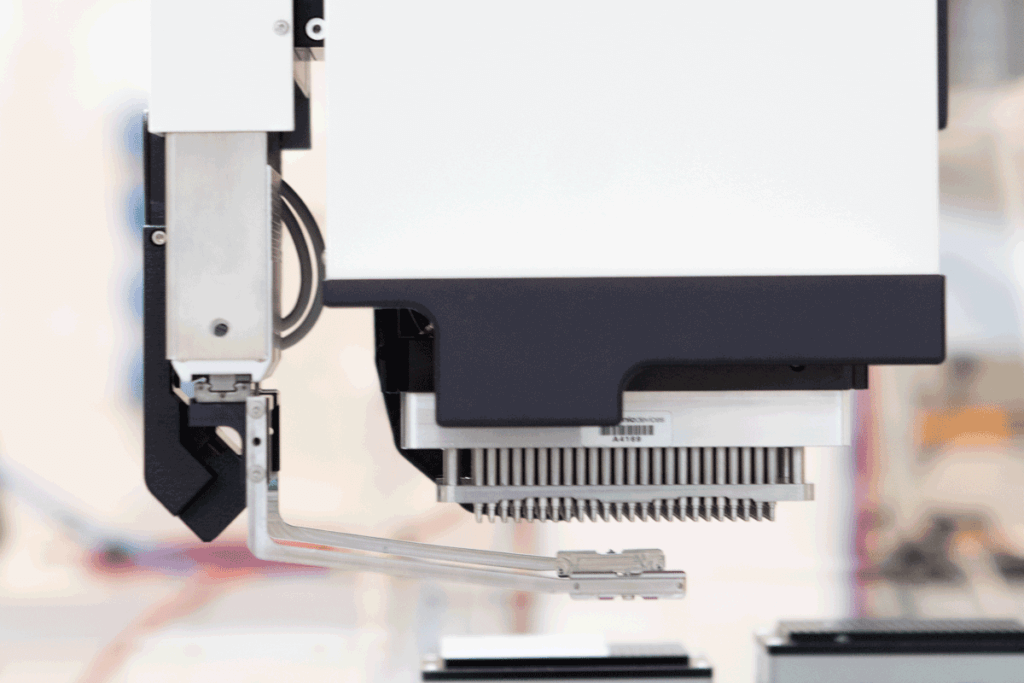 Qube 384: High throughput automated patch clamp system